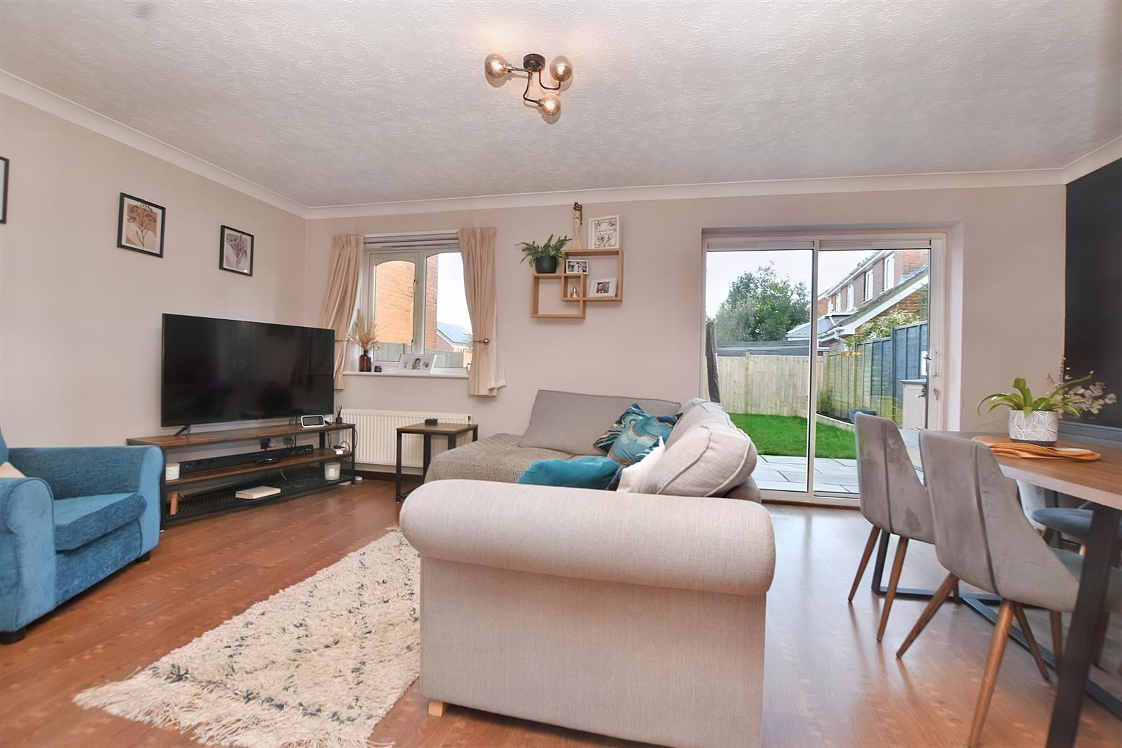 Property Details for Dutchells Way, Eastbourne - Town Property Estate ...